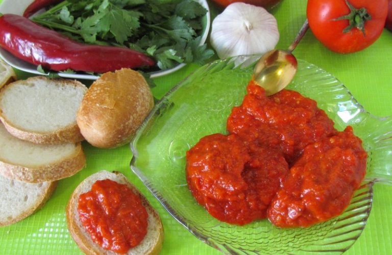 Bulgarian Lutenitsa: Recipe For Cooking At Home | Fruit and Food